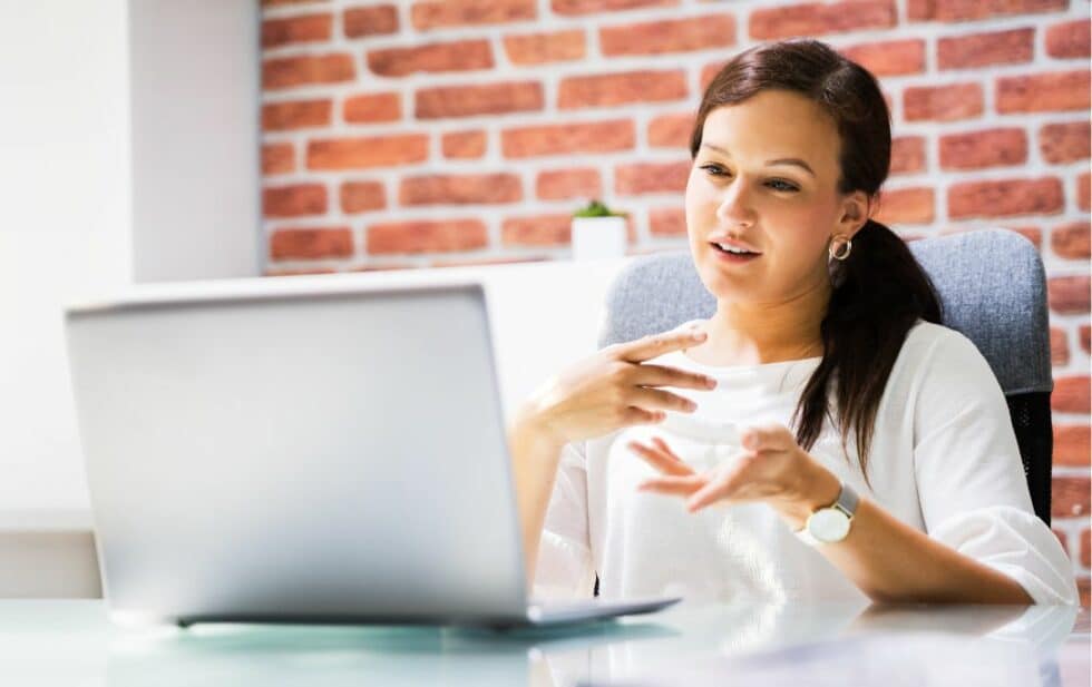 Cultivating Confident Customer Service Teams with AI Simulation - Stacy ...